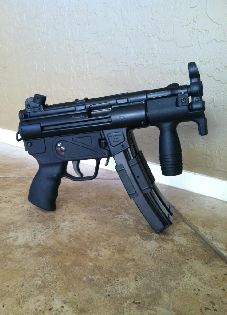 MP5K PDW: Vert Grip or Forearm? | HKPRO Forums